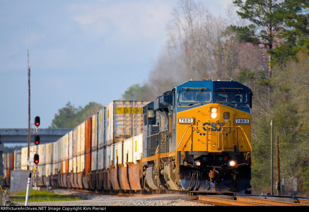 CSX 7883 Q127